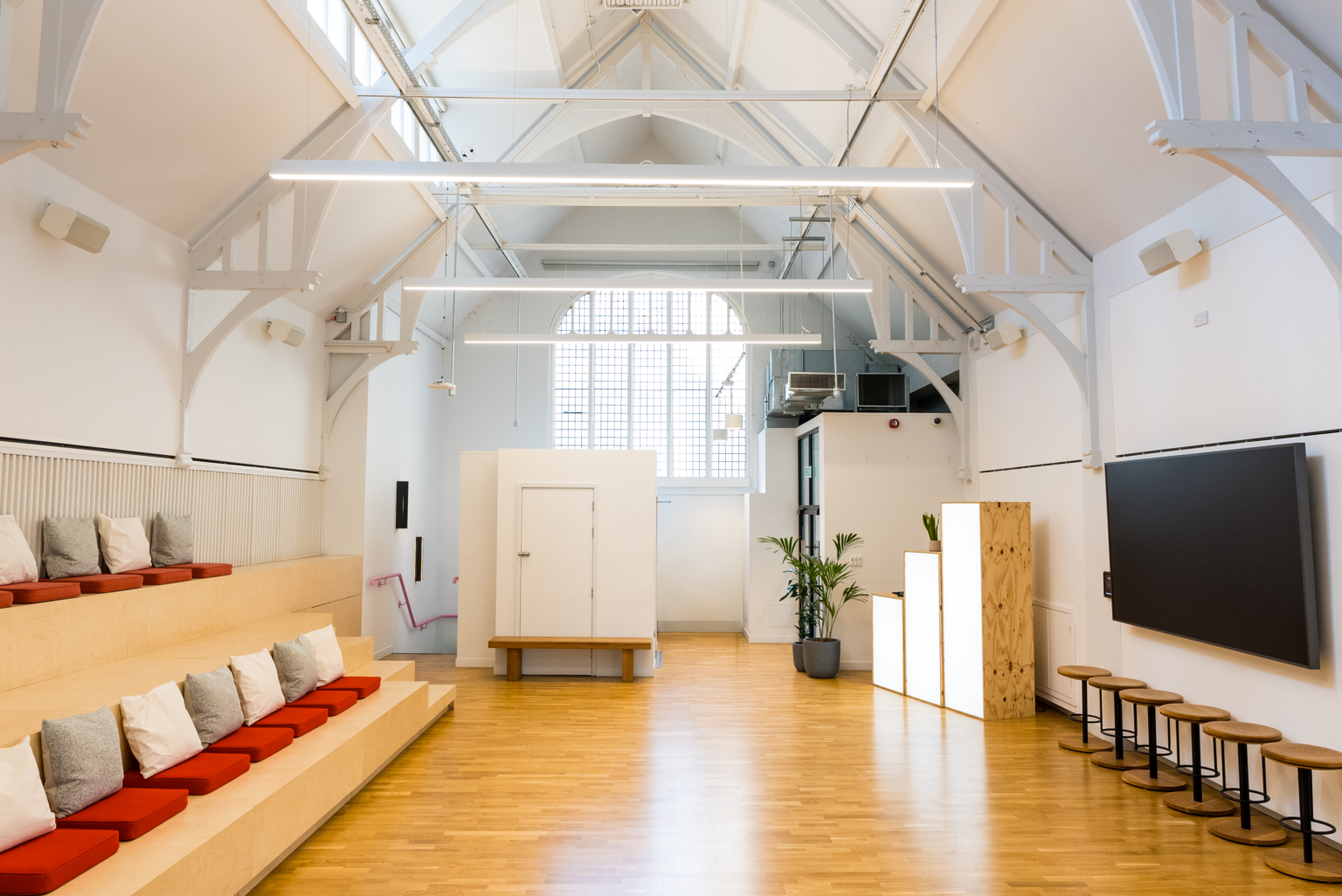 Aviation House - Spaces & Stories